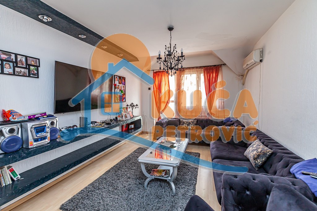 četvorosoban stan, 200 m2, Bulevar Nemanjića, Bulevar Nemanjića ID: p-08729