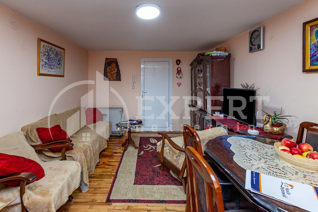 Jednosoban stan, 50 m2, Pantelej, Gornjomatejevačka ID: p-08059