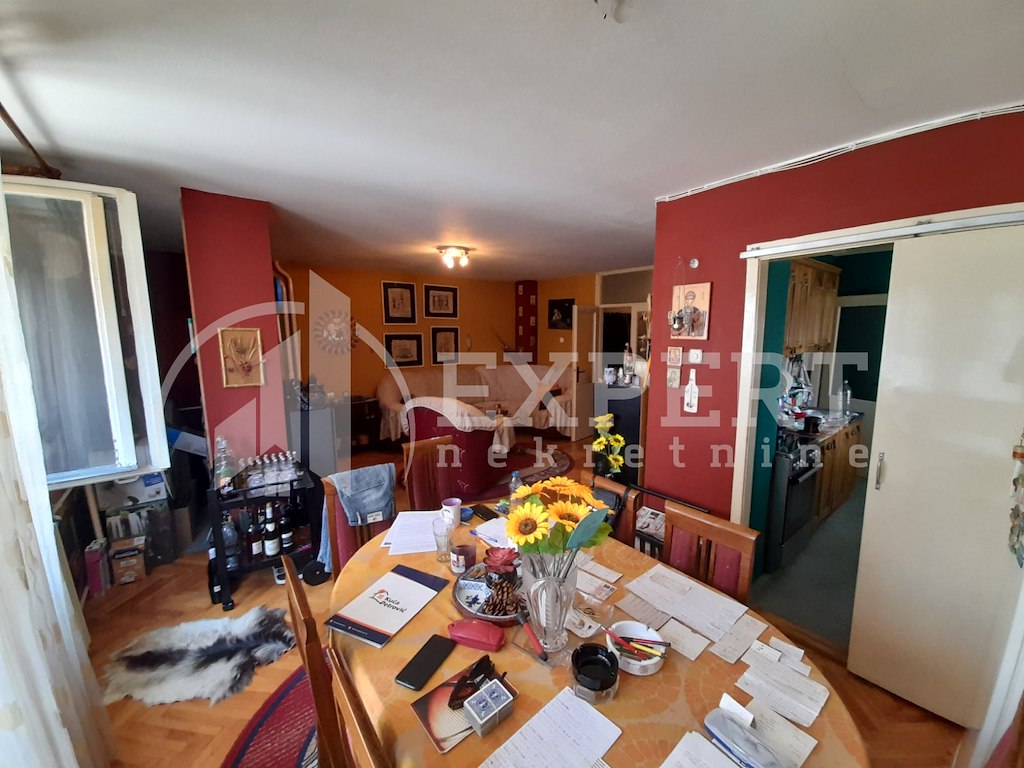 četvorosoban stan, 92 m2, Centar, Cara Dušana ID: p-06367