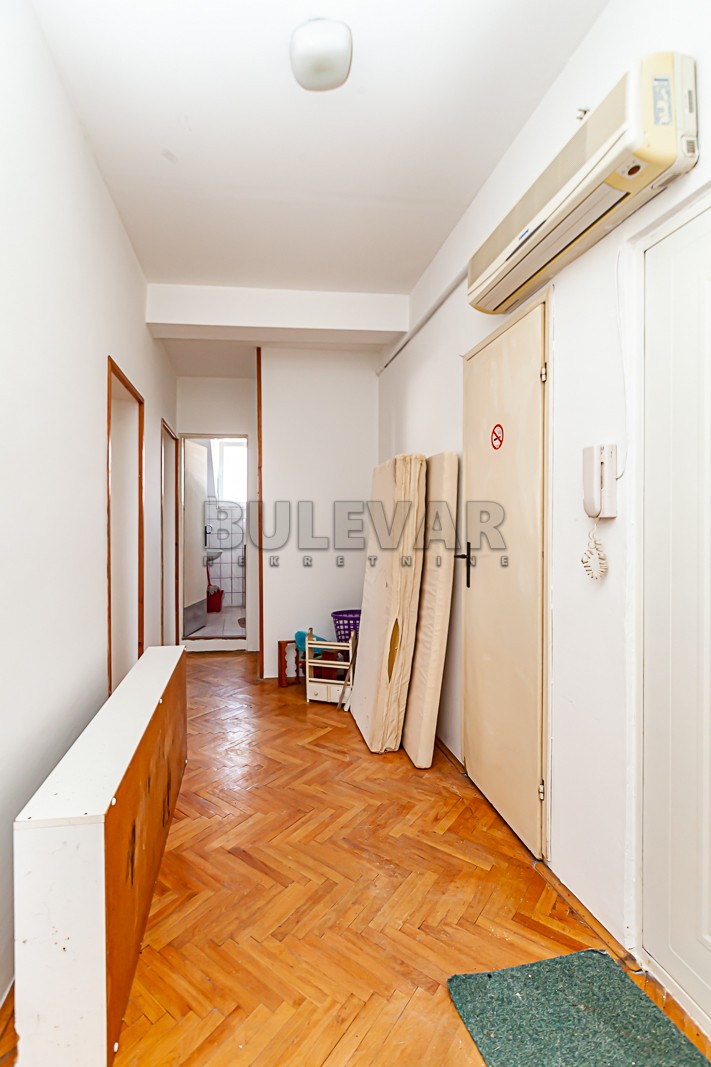 Dvosoban stan, 61 m2, Dom zdravlja, Vojvode Mišića ID: p-011279