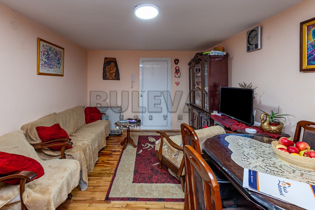 Jednosoban stan, 50 m2, Pantelej, Gornjomatejevačka ID: p-08059