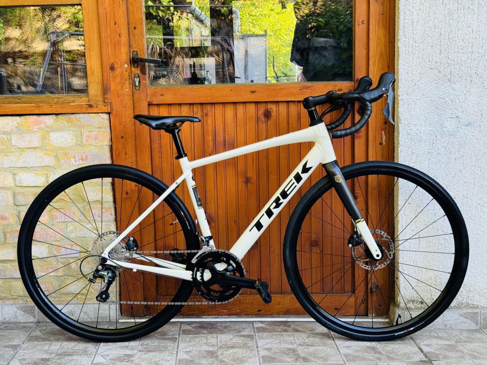 TREK DOMANE 28 (Size-52cm) 2x10 Tiagra Nov