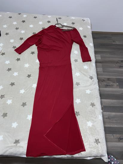 Crvena duga haljina
