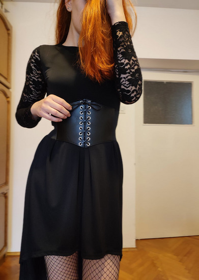 Asimetrična haljina