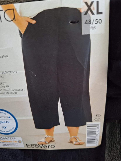 Pantalone 3/4 Austrija 48/50 Novo