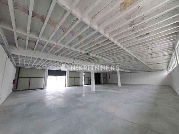 Skladišno-proizvodni prostor od 340 m2 u novom objektu na Paliluli