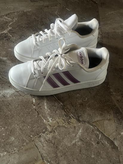 patike adidas