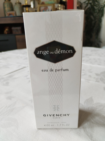 Givency - ANGE OU DEMON / NOVO!