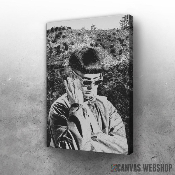 Oliver Tree black n white