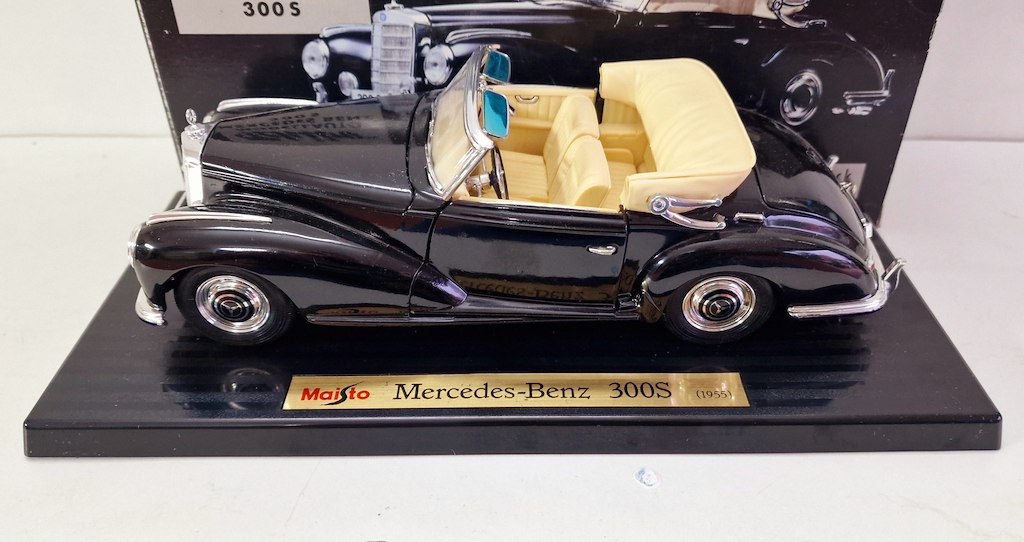 MERCEDES BENZ 300S 1955 – MAISTO – 1:18 -NEKORISCEN U KUTIJI