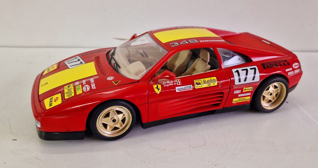FERRARI 348TB 1989 – BURAGO – 1:18 – NEKORISCEN!