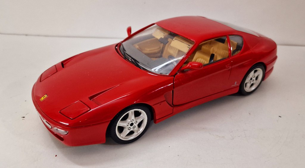 FERRARI 456 GT 1992 – BURAGO – 1:18 – ODLICAN!