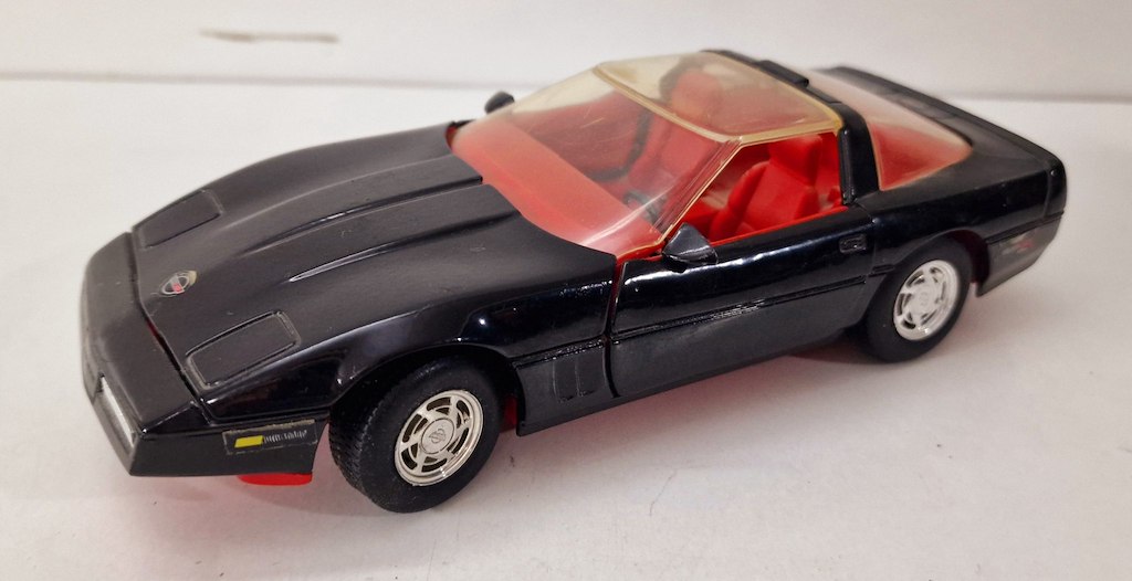 CORVETTE ZR1 1989 – REVELL – 1:24 – ODLICAN!