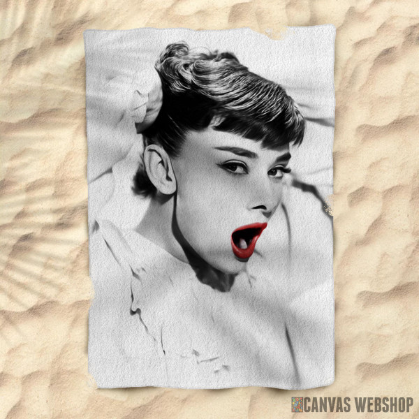 Peškir Audrey Hepburn Lips Red