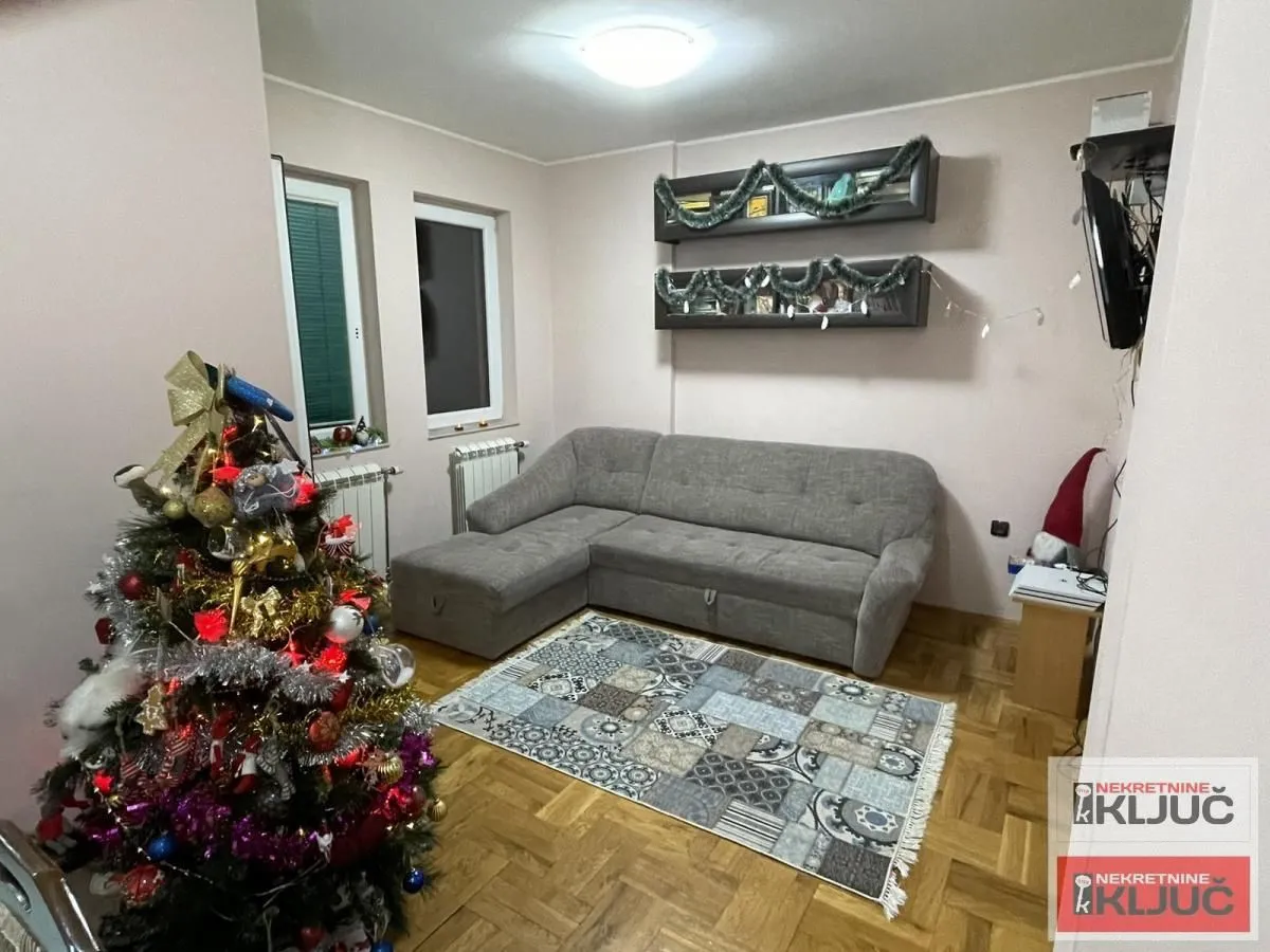 Prodaja, dvosoban stan, 56m2, Sajmište, Novi Sad
