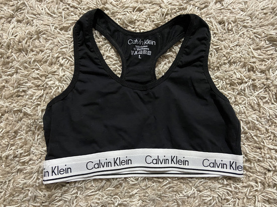 Calvin Klein top *NOVO*