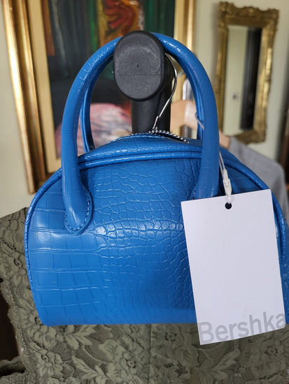 Nova torbica mini Bershka