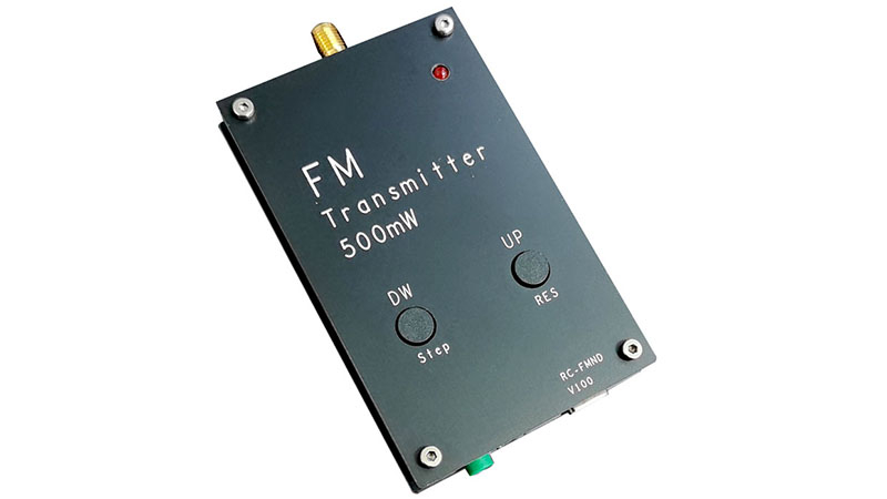 FM TRANSMITTER 500mW SA DIGITALNIM DISPLEJOM