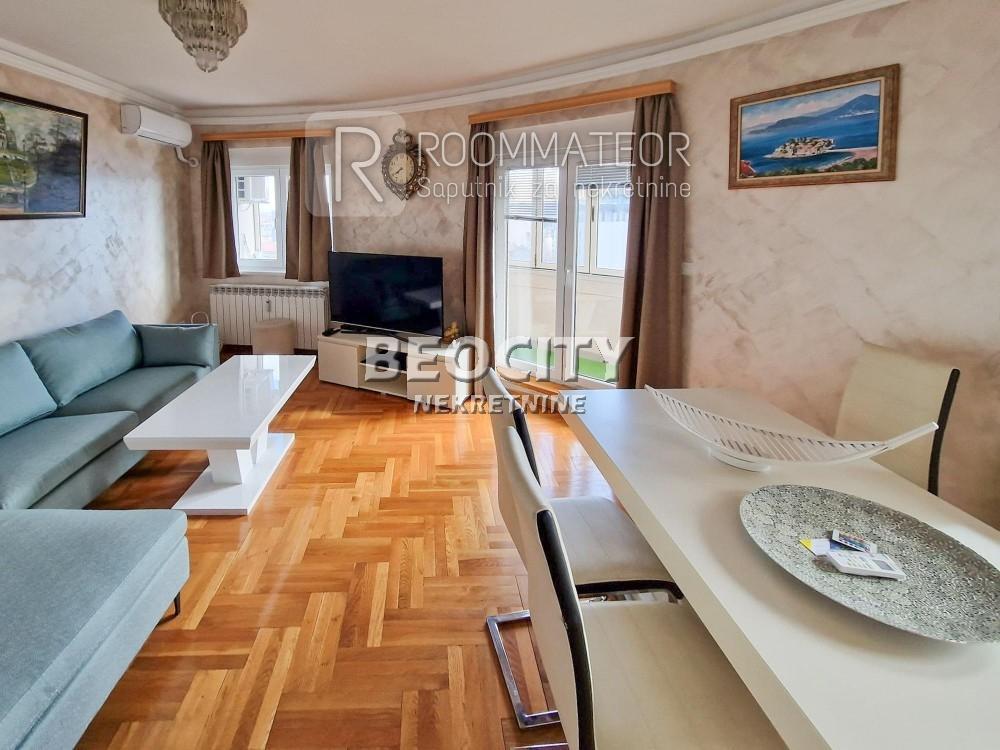 Trosoban stan za izdavanje, 70m2, 1.000€