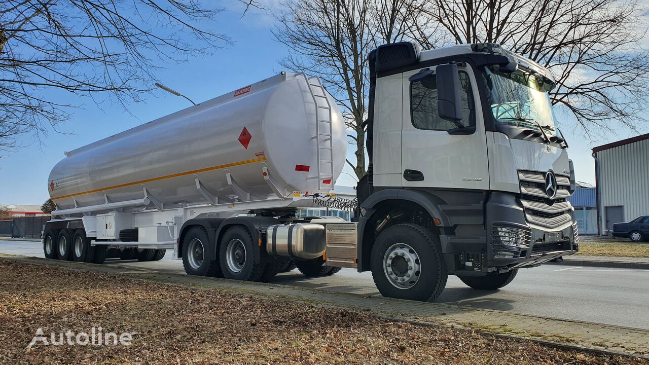 Nova Sievering 40000 Litre Fuel Tank Semi-Trailer Mercedes Actros poluprikolica autocisterna