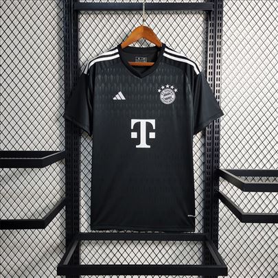 Bayern Munich 2023/2024 golmanski crni dres