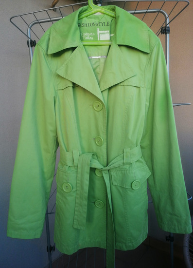 Zeleni mantil kao nov