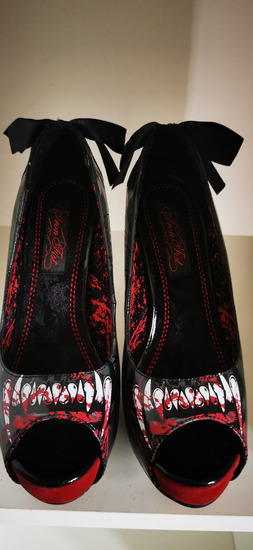 Gothic cipele