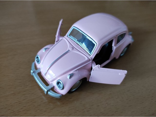 Volkswagen Buba svetlo roze