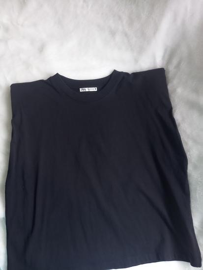 Zara crna majica sa naramenicama M