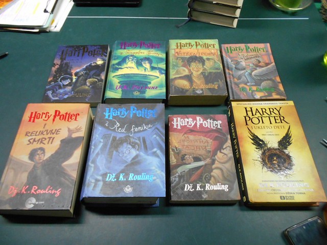 Harry Potter kolekcija od 8 knjiga