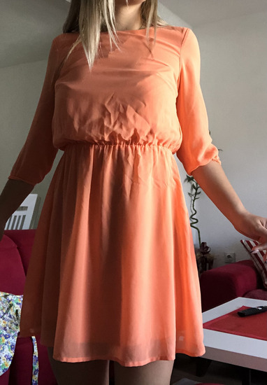 Narandzasta haljina