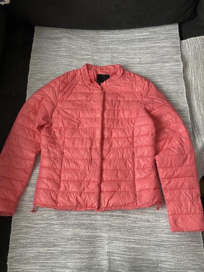 Amisu roze jakna