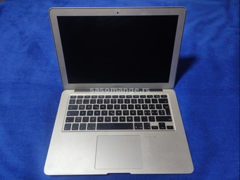 Apple MacBook Air 13 A1369