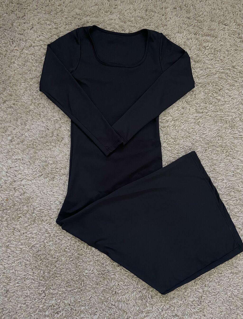 Skims duga crna haljina, likra materijal Kao nova Uni vel. 800