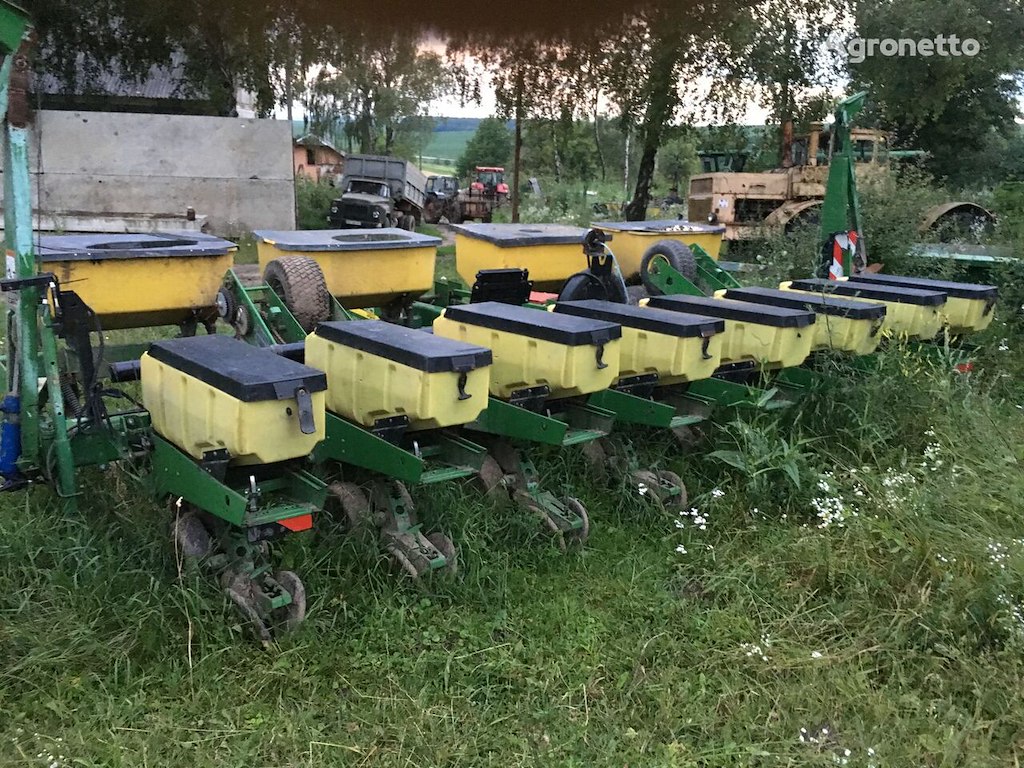 John Deere 1780 pneumatska precizna sejalica