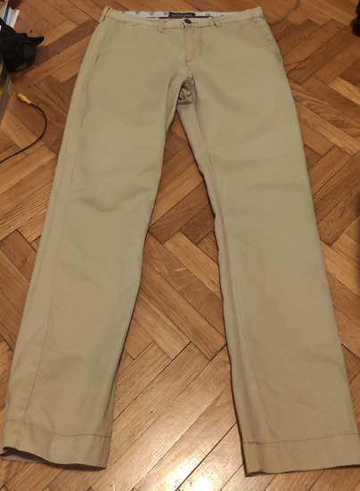 Pantalone w32 L32! - kao nove