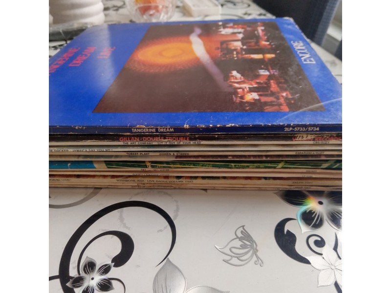 Lot LP ploča ( 16 LP ploča)- 2 original,2 dupla