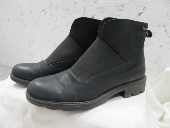 LASOCKI crne duboke kožne cipele br. 40 / 26 cm