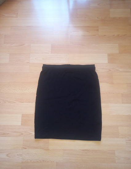 Klasicna pamucna crna suknja, 38, Sinsay SNIZENO