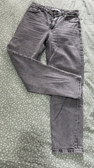 Zara Mom jeans, sive