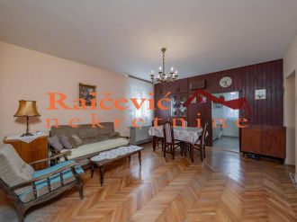 75m² 128.000€
Beograd, Rakovica, Petlovo brdo, Generala Zgonjanin