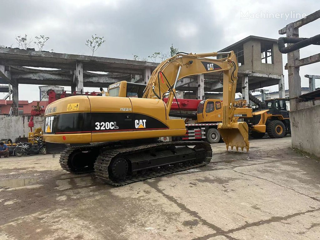 Caterpillar 320CL bager guseničar