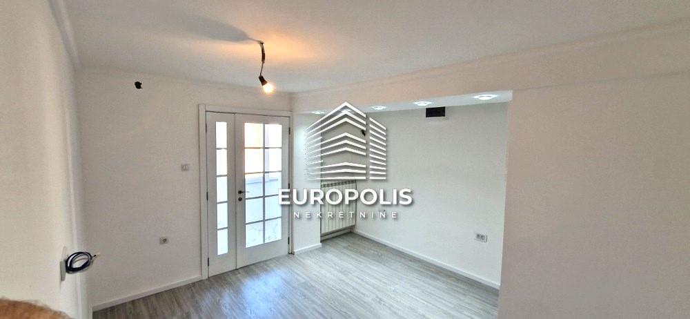 Kičevska, Kalenić pijaca, Vračar ID#5507 189.000 €