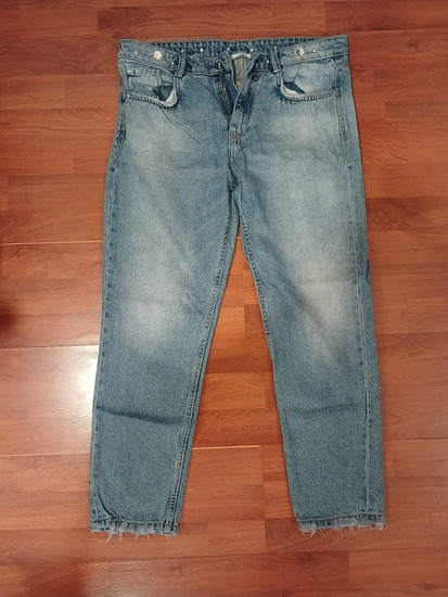 ZARA jeans sa cirkonima