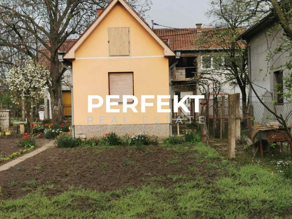 Bavaništaki Put, 23m2 na 7,43 ari placa