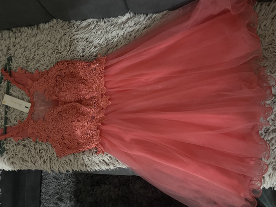 Svecana haljina NOVA sa etiketom