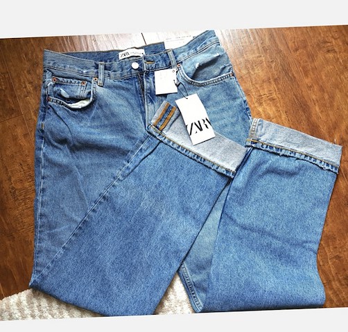 Zara Loose cut premium jeans 38