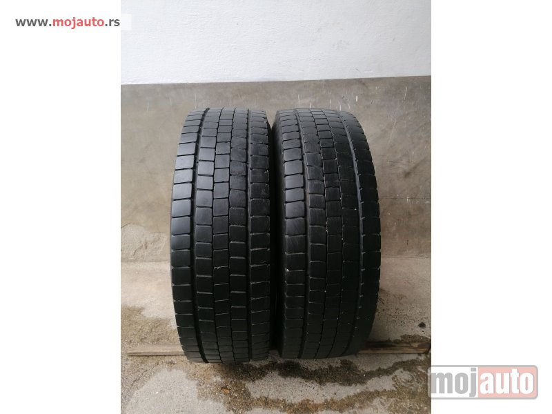 Gume kamionske, pogonske, Dunlop 265/70, R19,5