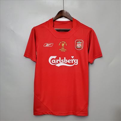 Liverpool 2005 domaci dres