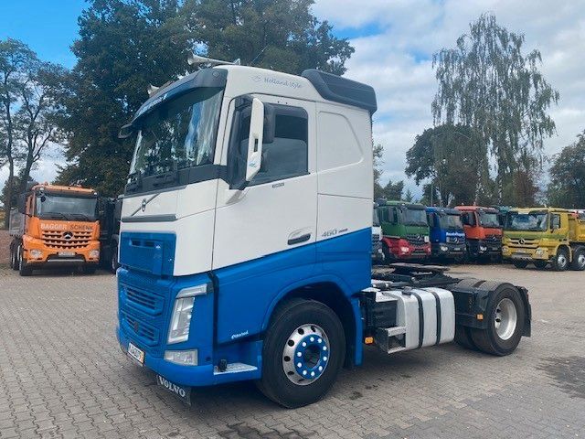 Volvo FH 460 4×2 CIĄGNIK SIODŁOWY 2017 rok, hydraulika tegljač